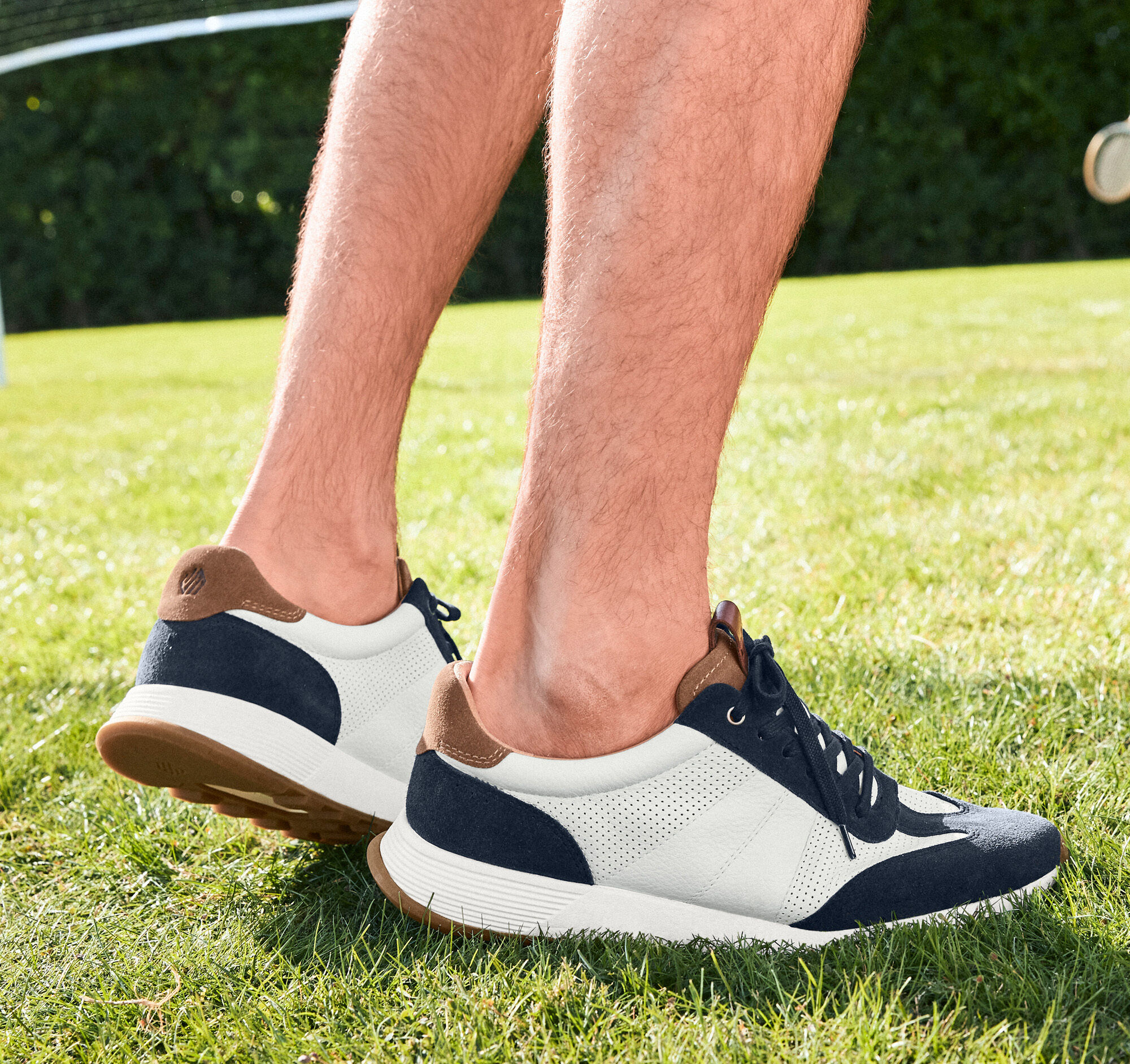 Men's Kinnon T-Toe in Navy Suede/White Full Grain | Johnston & Murphy